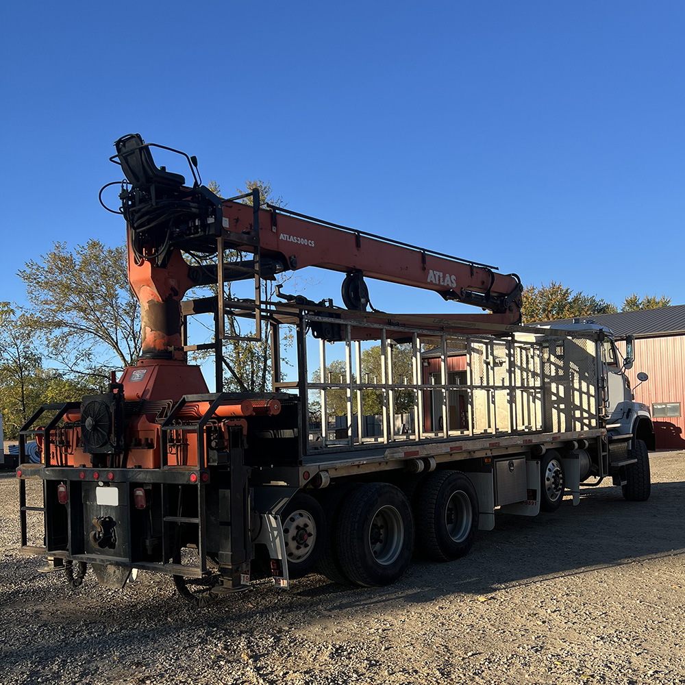 1- Atlas 300 VSC Crane (2014/2014) - Irving Equipment