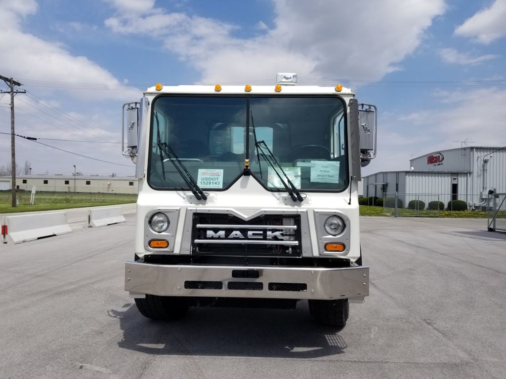 1- 2015 Mack MRU 613 - Irving Equipment